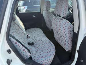 Balts Nissan Qashqai 2013 Panevēža, ar dzinēja tilpumu 1.60 L un nobraukumu 234 tūkst. km par 3800 €, foto 15 vietnē AUTOMOTO.COM.LV