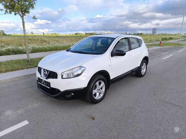 Balts Nissan Qashqai 2013 Marijampole, ar dzinēja tilpumu 1.60 L un nobraukumu 305 tūkst. km par 3000 €, foto 3 vietnē AUTOMOTO.COM.LV