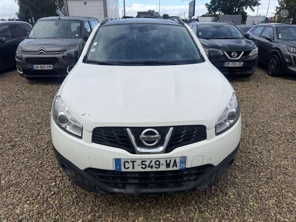 Balts Nissan Qashqai 2013 Tauragė, ar dzinēja tilpumu 1.60 L un nobraukumu 200 tūkst. km par 3900 €, foto 3 vietnē AUTOMOTO.COM.LV