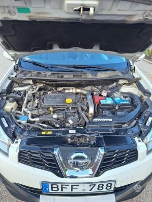 Balts Nissan Qashqai 2013 Marijampole, ar dzinēja tilpumu 1.60 L un nobraukumu 100 tūkst. km par 5800 €, foto 9 vietnē AUTOMOTO.COM.LV
