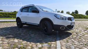 Balts Nissan Qashqai 2014 Daugavpils, ar dzinēja tilpumu 1.50 L un nobraukumu 195 tūkst. km par 21990 €, foto 2 vietnē AUTOMOTO.COM.LV
