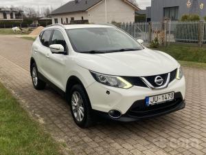 White Nissan Qashqai 2014 in Jelgava, with an engine capacity of 1.20 L and mileage of 0 thousand km for 7290 €, photo 2 on AUTOMOTO.COM.LV