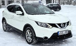 Balts Nissan Qashqai 2014 Šauļi, ar dzinēja tilpumu 1.20 L un nobraukumu 160 tūkst. km par 7200 €, foto  vietnē AUTOMOTO.COM.LV