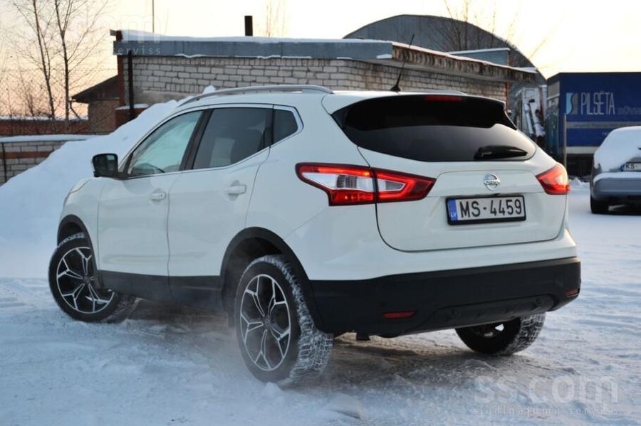 Balts Nissan Qashqai 2014 Jelgava, ar dzinēja tilpumu 1.60 L un nobraukumu 0 tūkst. km par 7990 €, foto 4 vietnē AUTOMOTO.COM.LV