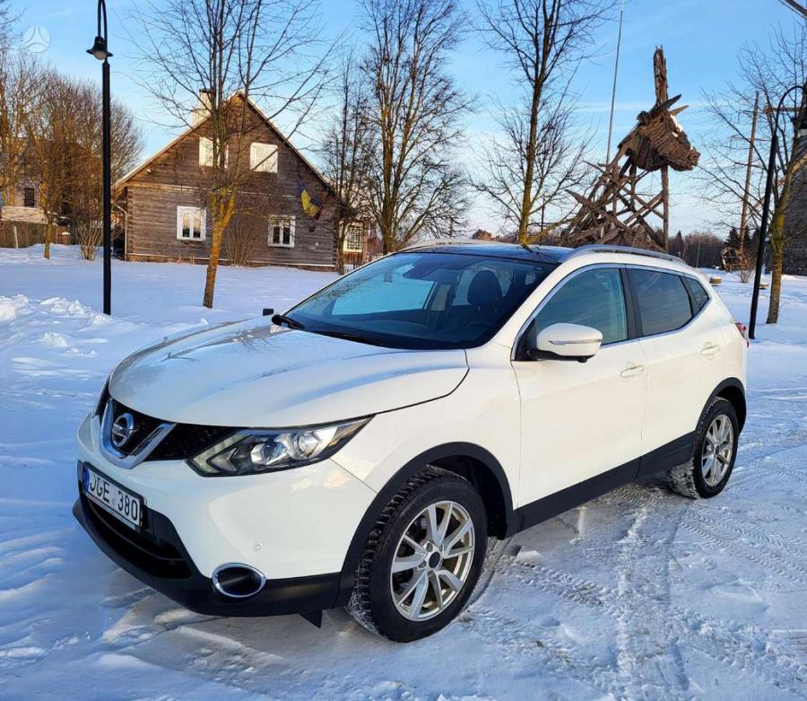 Balts Nissan Qashqai 2014 Šauļi, ar dzinēja tilpumu 1.20 L un nobraukumu 164 tūkst. km par 6990 €, foto 4 vietnē AUTOMOTO.COM.LV