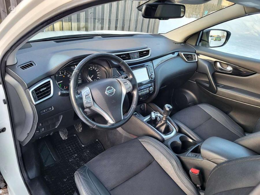 Balts Nissan Qashqai 2014 Šauļi, ar dzinēja tilpumu 1.20 L un nobraukumu 164 tūkst. km par 6990 €, foto 8 vietnē AUTOMOTO.COM.LV