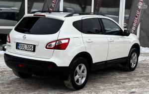 White Nissan Qashqai 2014 in Radviliskis, with an engine capacity of 1.60 L and mileage of 224 thousand km for 5750 €, photo 10 on AUTOMOTO.COM.LV