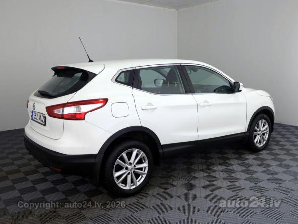 Balts Nissan Qashqai 2014 Tallina, ar dzinēja tilpumu 1.20 L un nobraukumu 82 tūkst. km par 5999 €, foto 3 vietnē AUTOMOTO.COM.LV