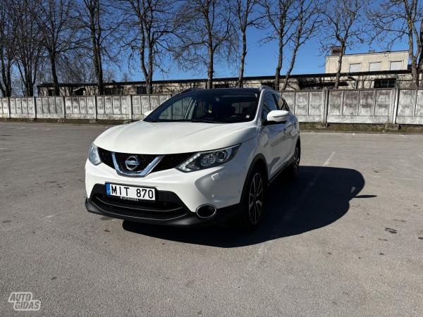 Balts Nissan Qashqai 2014 Plungė, ar dzinēja tilpumu 1.50 L un nobraukumu 239 tūkst. km par 9500 €, foto 2 vietnē AUTOMOTO.COM.LV
