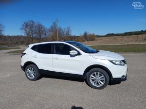 White Nissan Qashqai 2014 in Vilnius, with an engine capacity of 1.50 L and mileage of 233 thousand km for 8300 €, photo  on AUTOMOTO.COM.LV