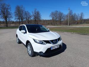 White Nissan Qashqai 2014 in Vilnius, with an engine capacity of 1.50 L and mileage of 233 thousand km for 8300 €, photo 3 on AUTOMOTO.COM.LV