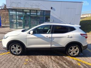 Balts Nissan Qashqai 2014 Viļņa, ar dzinēja tilpumu 1.20 L un nobraukumu 226 tūkst. km par 7000 €, foto 4 vietnē AUTOMOTO.COM.LV