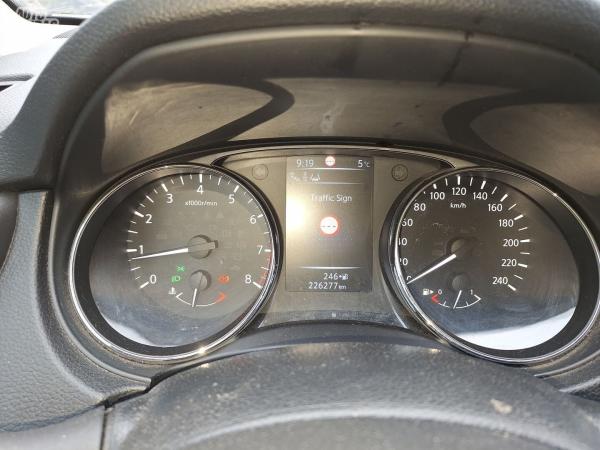 Balts Nissan Qashqai 2014 Viļņa, ar dzinēja tilpumu 1.20 L un nobraukumu 226 tūkst. km par 7000 €, foto 6 vietnē AUTOMOTO.COM.LV