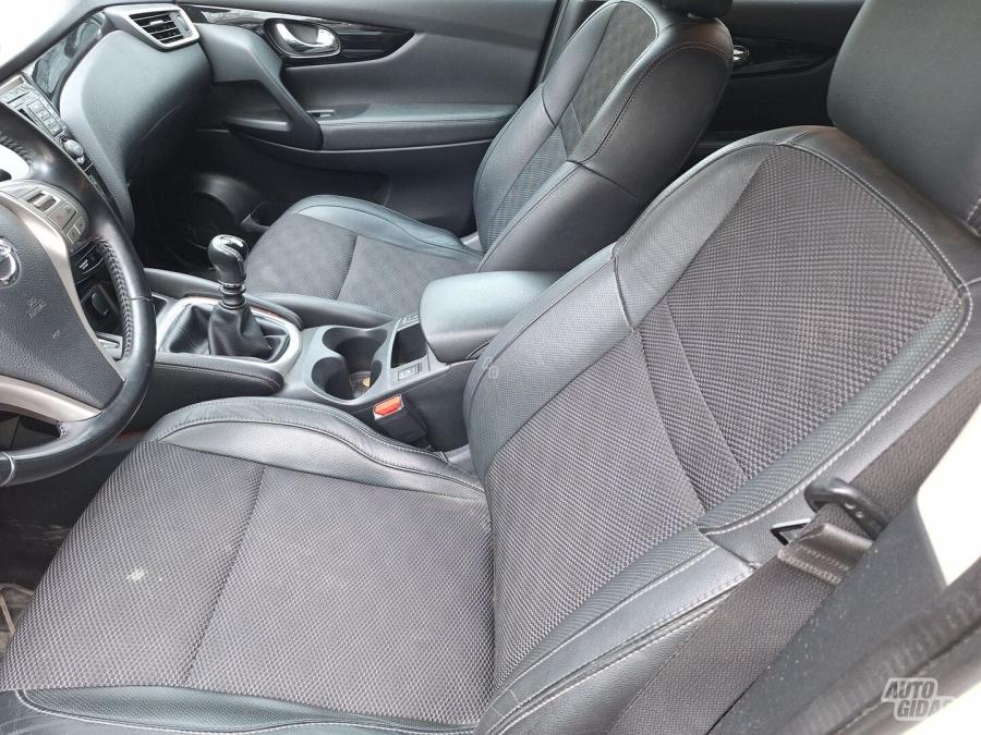 Balts Nissan Qashqai 2014 Viļņa, ar dzinēja tilpumu 1.20 L un nobraukumu 226 tūkst. km par 7000 €, foto 9 vietnē AUTOMOTO.COM.LV