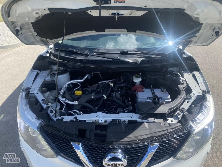 Balts Nissan Qashqai 2014 Marijampole, ar dzinēja tilpumu 1.20 L un nobraukumu 147 tūkst. km par 7600 €, foto 10 vietnē AUTOMOTO.COM.LV