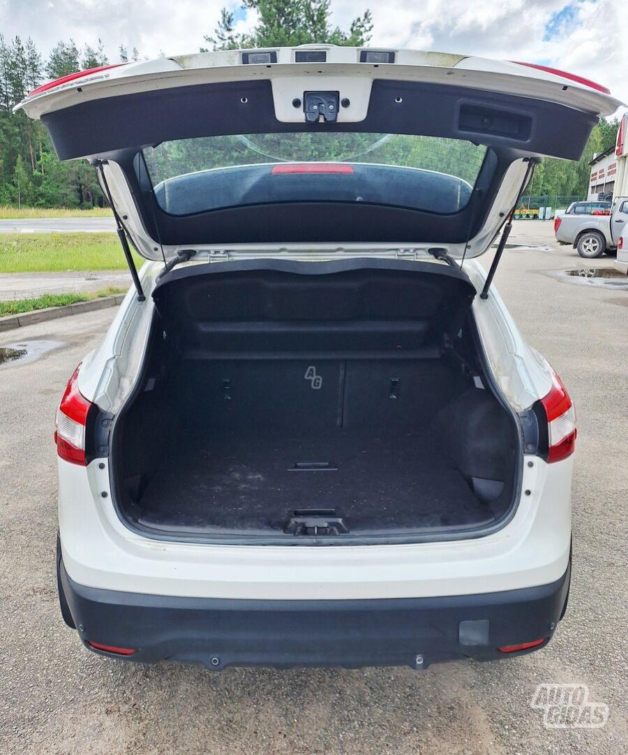 Белый Ниссан Кашкай 2014 в Радвилишкис, объемом двигателя 1.20 л и пробегом 180 тыс. км за 4800 €, фото 15 на AUTOMOTO.COM.LV