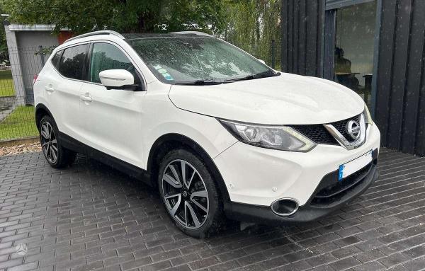 Balts Nissan Qashqai 2014 Tauragė, ar dzinēja tilpumu 1.60 L un nobraukumu 146 tūkst. km par 8900 €, foto 1 vietnē AUTOMOTO.COM.LV