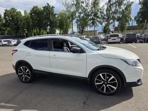 Balts Nissan Qashqai 2014 Marijampole, ar dzinēja tilpumu 1.46 L un nobraukumu 226 tūkst. km par 7400 €, foto 19 vietnē AUTOMOTO.COM.LV