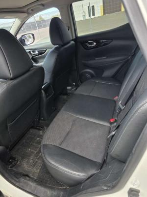 Balts Nissan Qashqai 2014 Marijampole, ar dzinēja tilpumu 1.46 L un nobraukumu 226 tūkst. km par 7400 €, foto 25 vietnē AUTOMOTO.COM.LV