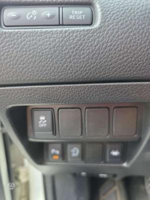 Balts Nissan Qashqai 2014 Marijampole, ar dzinēja tilpumu 1.46 L un nobraukumu 226 tūkst. km par 7400 €, foto 28 vietnē AUTOMOTO.COM.LV