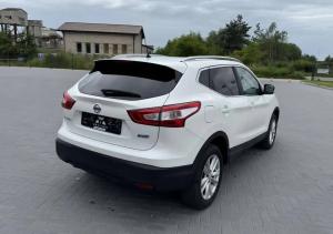 White Nissan Qashqai 2014 in Telschi, with an engine capacity of 1.50 L and mileage of 242 thousand km for 7290 €, photo 10 on AUTOMOTO.COM.LV