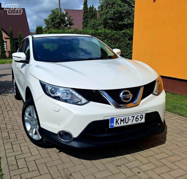 White Nissan Qashqai 2014 in Radviliskis, with an engine capacity of 1.20 L and mileage of 181 thousand km for 7250 €, photo 1 on AUTOMOTO.COM.LV
