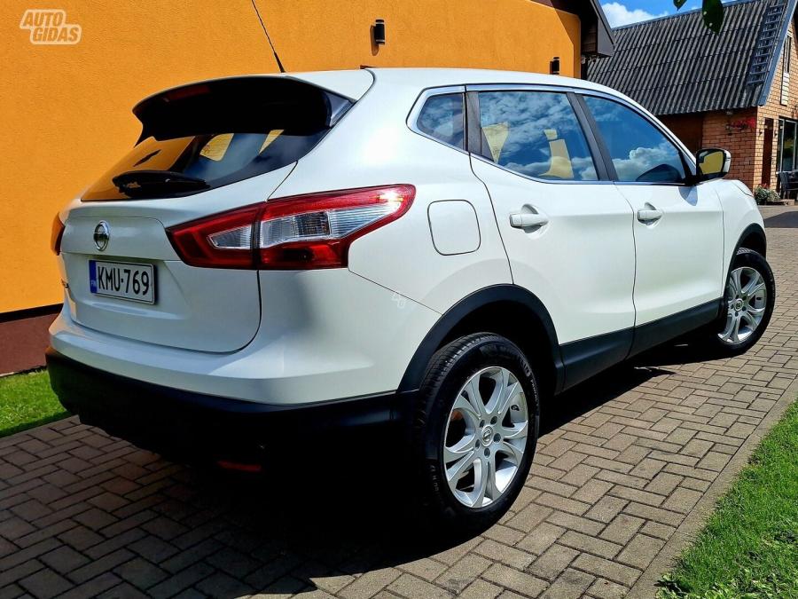 Balts Nissan Qashqai 2014 Radviliškis, ar dzinēja tilpumu 1.20 L un nobraukumu 181 tūkst. km par 7250 €, foto 8 vietnē AUTOMOTO.COM.LV