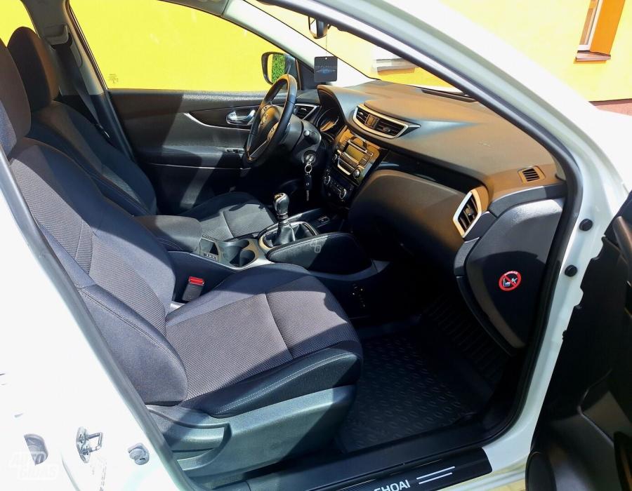 Balts Nissan Qashqai 2014 Radviliškis, ar dzinēja tilpumu 1.20 L un nobraukumu 181 tūkst. km par 7250 €, foto 18 vietnē AUTOMOTO.COM.LV