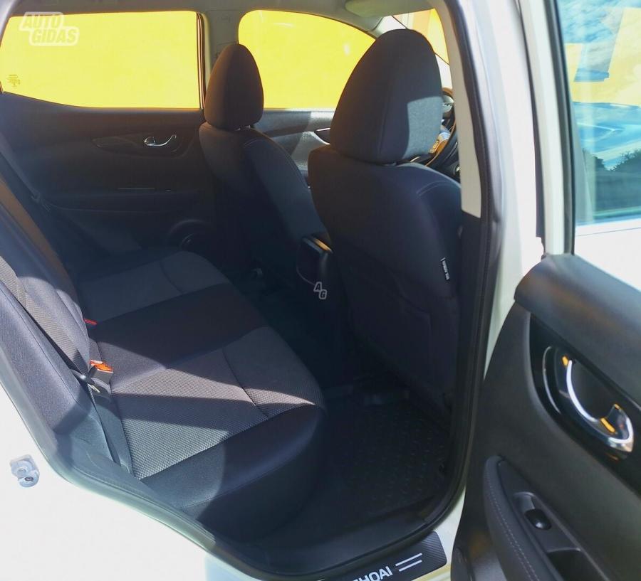 Balts Nissan Qashqai 2014 Radviliškis, ar dzinēja tilpumu 1.20 L un nobraukumu 181 tūkst. km par 7250 €, foto 19 vietnē AUTOMOTO.COM.LV