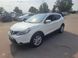 Balts Nissan Qashqai 2014 Tauragė, ar dzinēja tilpumu 1.46 L un nobraukumu 220 tūkst. km par 7000 €, foto  vietnē AUTOMOTO.COM.LV