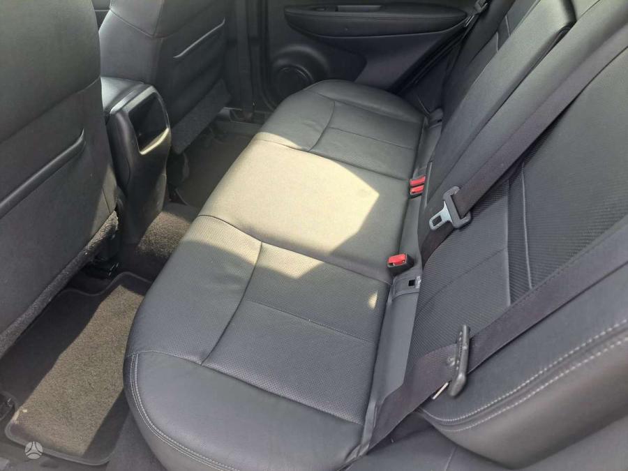 White Nissan Qashqai 2014 in Taurage, with an engine capacity of 1.46 L and mileage of 220 thousand km for 7000 €, photo 10 on AUTOMOTO.COM.LV