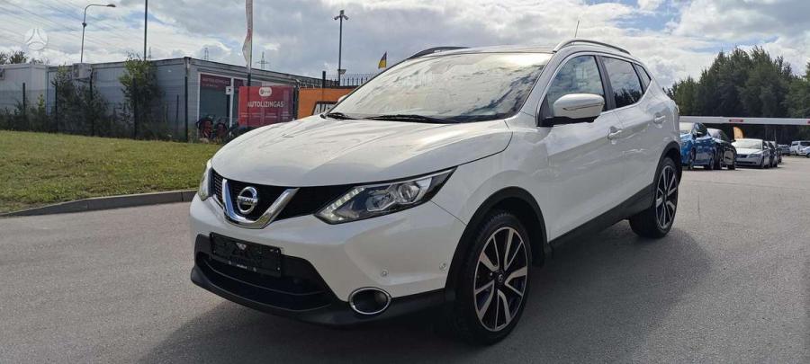 Balts Nissan Qashqai 2014 Kauņa, ar dzinēja tilpumu 1.20 L un nobraukumu 200 tūkst. km par 6499 €, foto 1 vietnē AUTOMOTO.COM.LV