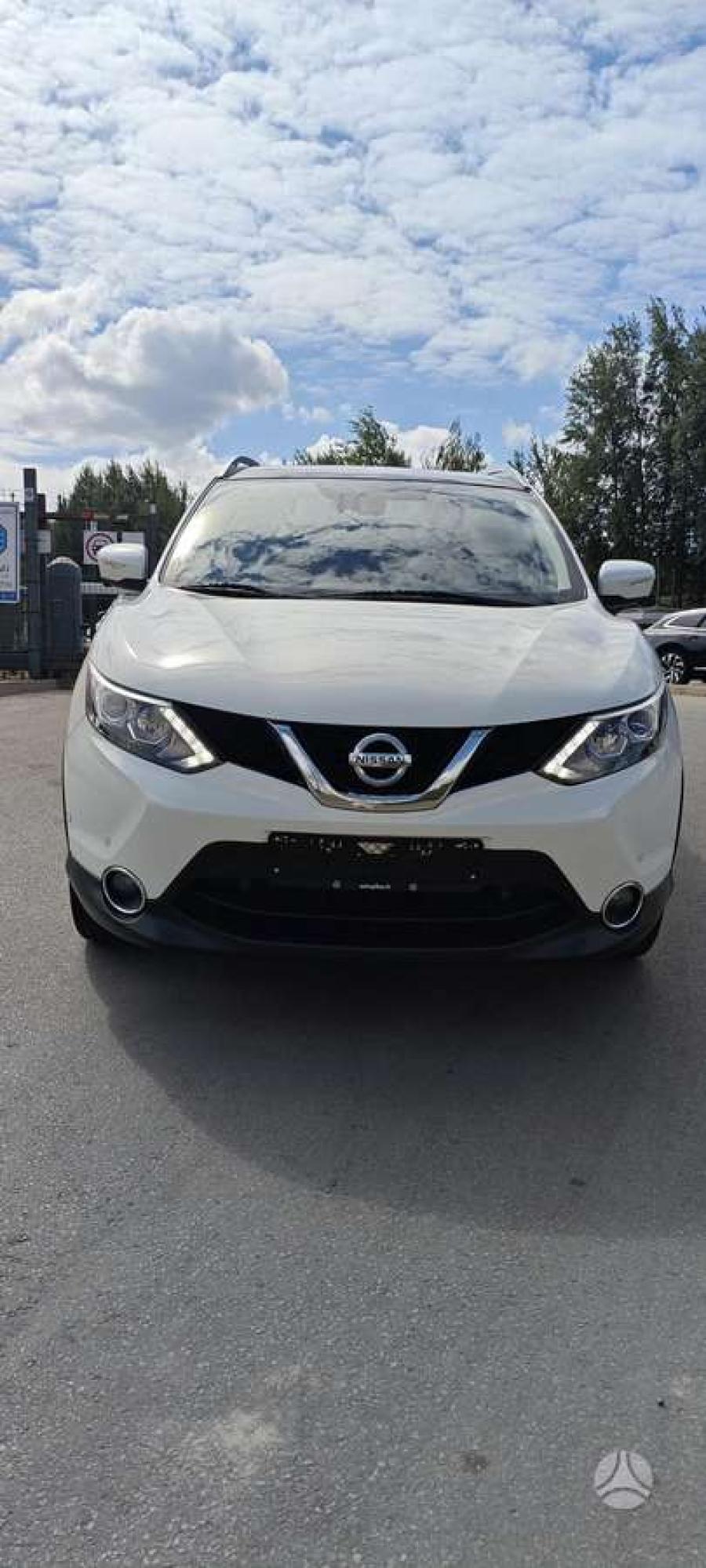 Balts Nissan Qashqai 2014 Kauņa, ar dzinēja tilpumu 1.20 L un nobraukumu 200 tūkst. km par 6499 €, foto 4 vietnē AUTOMOTO.COM.LV