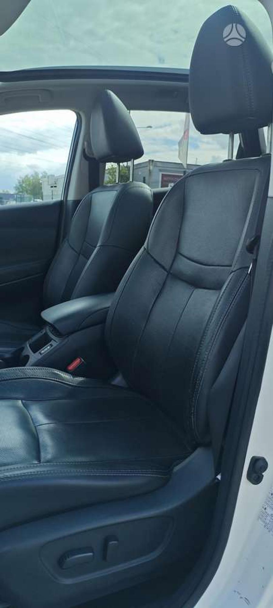 Balts Nissan Qashqai 2014 Kauņa, ar dzinēja tilpumu 1.20 L un nobraukumu 200 tūkst. km par 6499 €, foto 12 vietnē AUTOMOTO.COM.LV