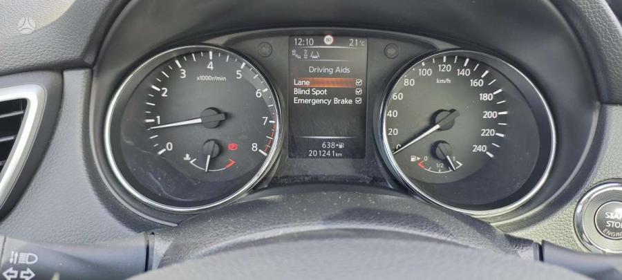 Balts Nissan Qashqai 2014 Kauņa, ar dzinēja tilpumu 1.20 L un nobraukumu 200 tūkst. km par 6499 €, foto 35 vietnē AUTOMOTO.COM.LV