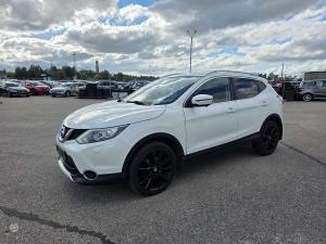 White Nissan Qashqai 2014 in Marijampole, with an engine capacity of 1.46 L and mileage of 239 thousand km for 6800 €, photo 3 on AUTOMOTO.COM.LV