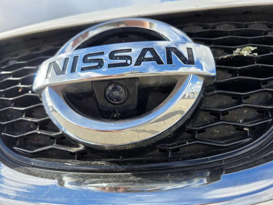 White Nissan Qashqai 2014 in Marijampole, with an engine capacity of 1.46 L and mileage of 239 thousand km for 6800 €, photo 19 on AUTOMOTO.COM.LV