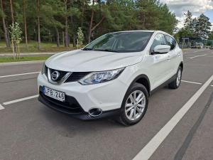 White Nissan Qashqai 2014 in Utena, with an engine capacity of 1.46 L and mileage of 225 thousand km for 6500 €, photo  on AUTOMOTO.COM.LV