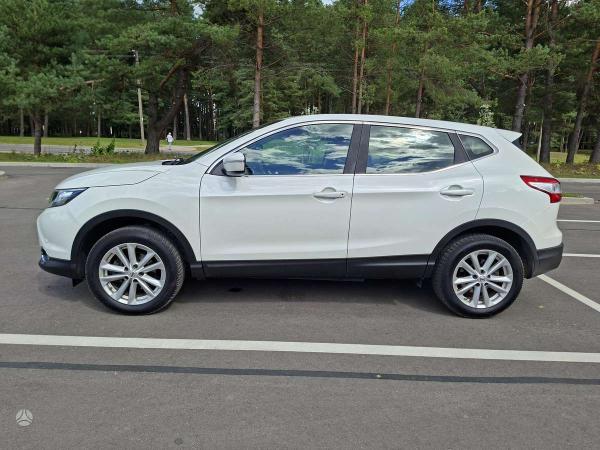 Balts Nissan Qashqai 2014 Utena, ar dzinēja tilpumu 1.46 L un nobraukumu 225 tūkst. km par 6500 €, foto 5 vietnē AUTOMOTO.COM.LV