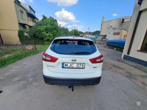 Balts Nissan Qashqai 2014 Kauņa, ar dzinēja tilpumu 1.46 L un nobraukumu 202 tūkst. km par 7500 €, foto 5 vietnē AUTOMOTO.COM.LV