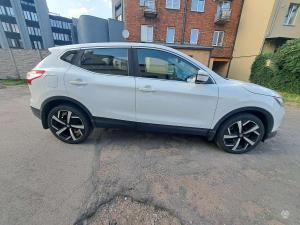 Balts Nissan Qashqai 2014 Kauņa, ar dzinēja tilpumu 1.46 L un nobraukumu 202 tūkst. km par 7500 €, foto 6 vietnē AUTOMOTO.COM.LV