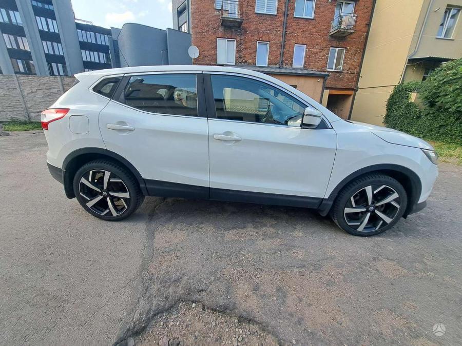 Balts Nissan Qashqai 2014 Kauņa, ar dzinēja tilpumu 1.46 L un nobraukumu 202 tūkst. km par 7500 €, foto 6 vietnē AUTOMOTO.COM.LV