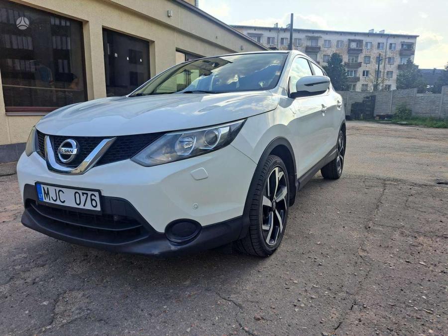 Balts Nissan Qashqai 2014 Kauņa, ar dzinēja tilpumu 1.46 L un nobraukumu 202 tūkst. km par 7500 €, foto 8 vietnē AUTOMOTO.COM.LV