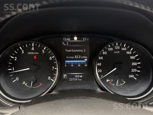 White Nissan Qashqai 2014 in Riga, with an engine capacity of 1.20 L and mileage of 227 thousand km for 8000 €, photo 20 on AUTOMOTO.COM.LV
