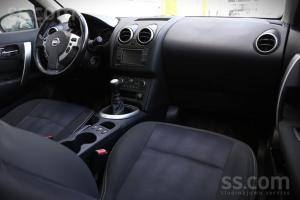 Белый Ниссан Кашкай 2014 в Рига, объемом двигателя 1.60 л и пробегом 313 тыс. км за 4995 €, фото 11 на AUTOMOTO.COM.LV