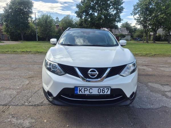 Balts Nissan Qashqai 2014 Kauņa, ar dzinēja tilpumu 1.60 L un nobraukumu 178 tūkst. km par 9200 €, foto 5 vietnē AUTOMOTO.COM.LV