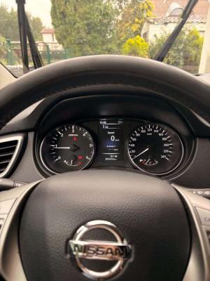 White Nissan Qashqai 2014 in Klaipeda, with an engine capacity of 1.60 L and mileage of 293 thousand km for 6950 €, photo 11 on AUTOMOTO.COM.LV