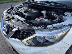 White Nissan Qashqai 2014 in Paide, with an engine capacity of 1.50 L and mileage of 267 thousand km for 7490 €, photo 24 on AUTOMOTO.COM.LV
