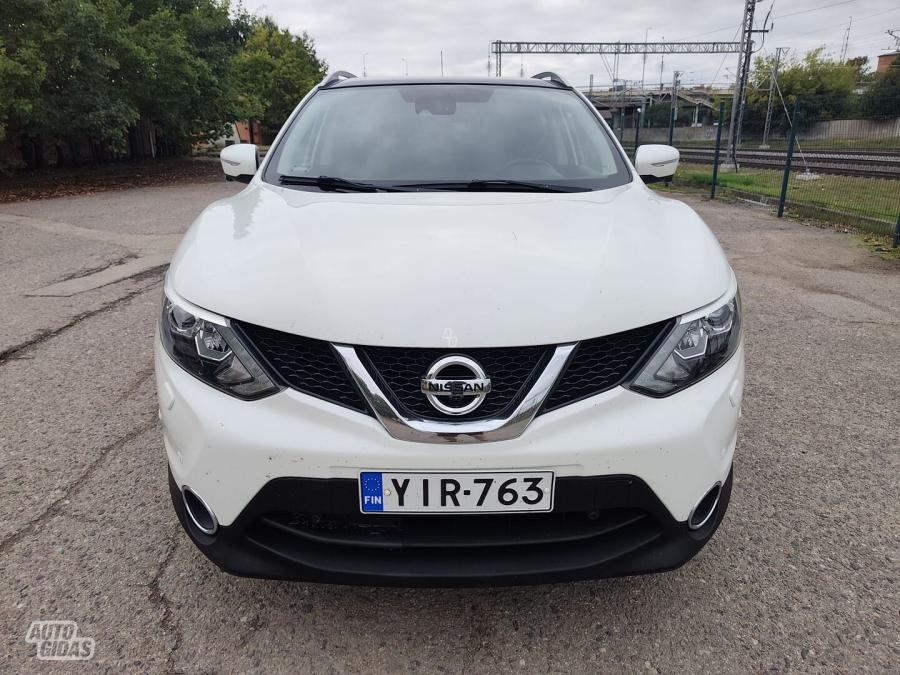 Balts Nissan Qashqai 2014 Šauļi, ar dzinēja tilpumu 1.20 L un nobraukumu 192 tūkst. km par 7500 €, foto 3 vietnē AUTOMOTO.COM.LV
