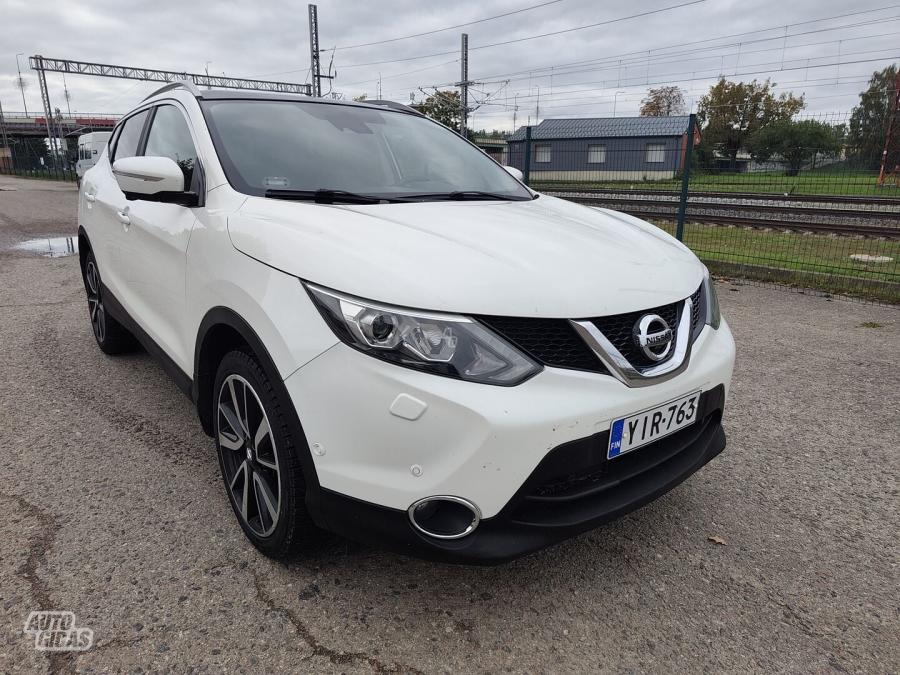 Balts Nissan Qashqai 2014 Šauļi, ar dzinēja tilpumu 1.20 L un nobraukumu 192 tūkst. km par 7500 €, foto 4 vietnē AUTOMOTO.COM.LV